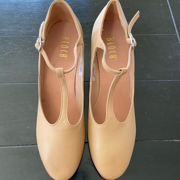 Bloch | Shoes | Bloch 3 Inch Character Shoes | Poshmark